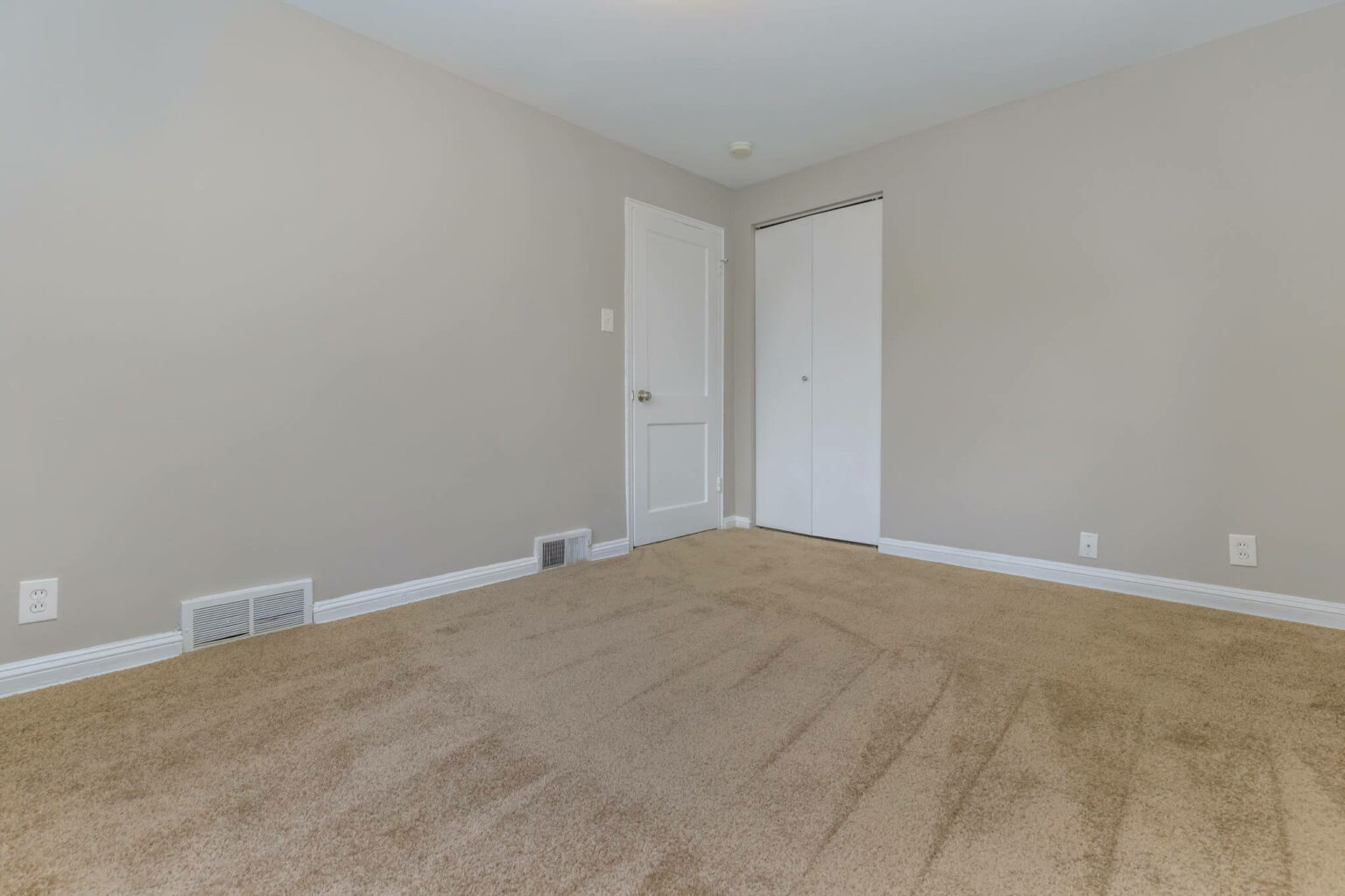Photos of Apartments & Amenities | Drexelbrook Apartments