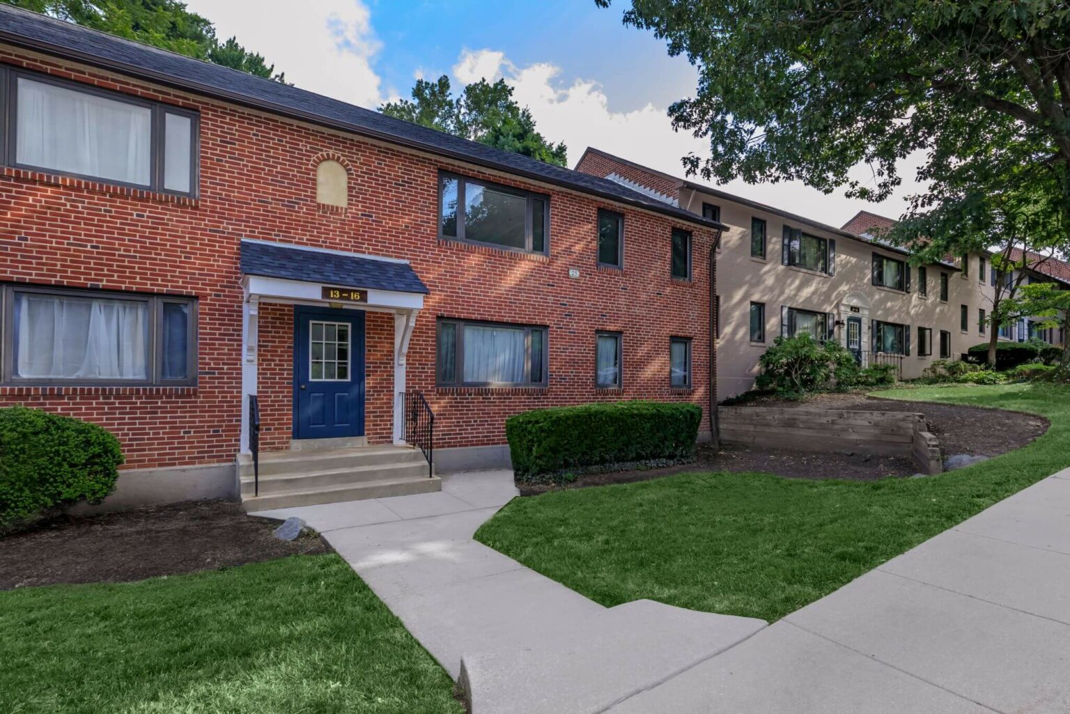 Photos of Apartments & Amenities | Drexelbrook Apartments