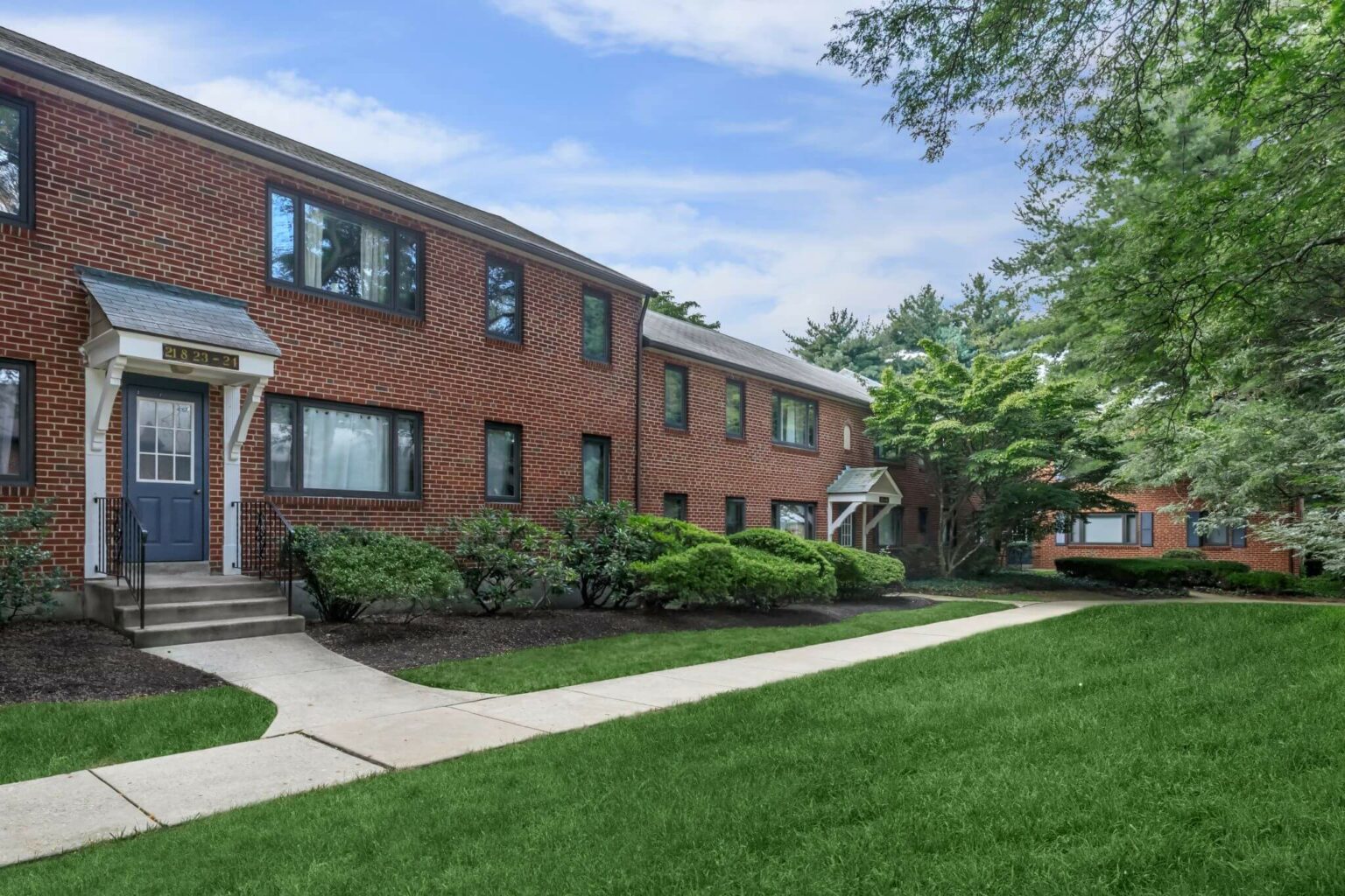 Photos of Apartments & Amenities | Drexelbrook Apartments