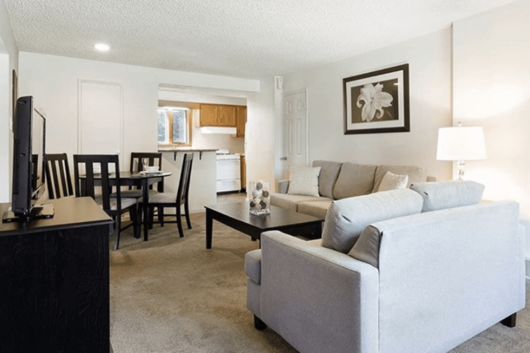 Photos of Apartments & Amenities | Drexelbrook Apartments
