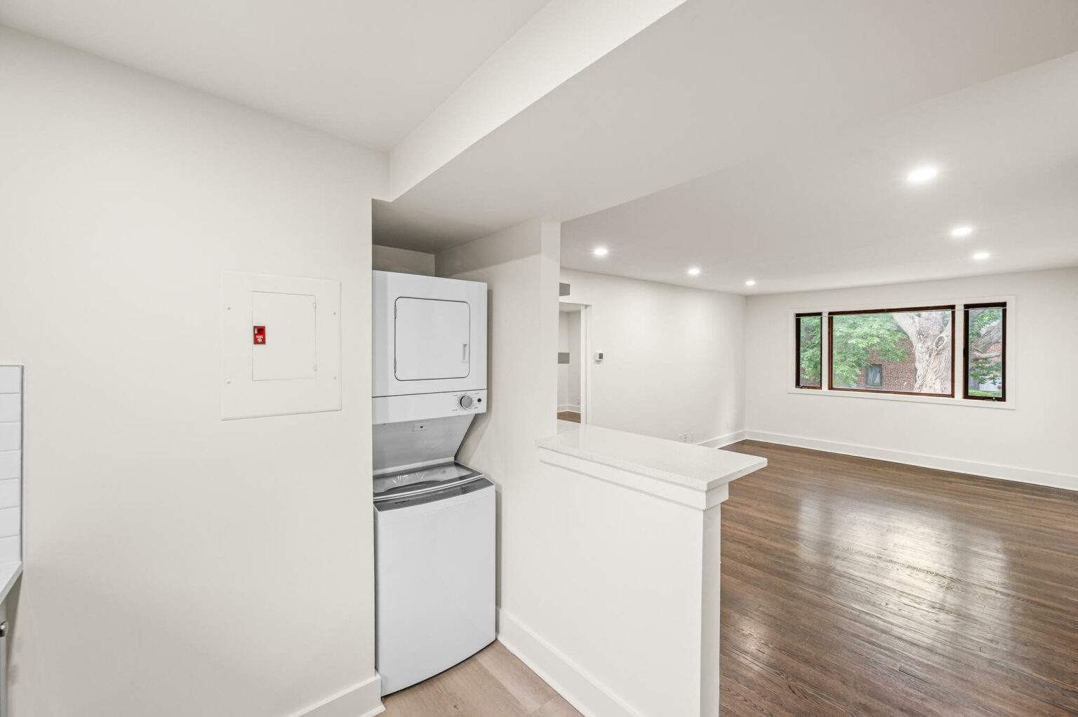 Photos of Apartments & Amenities | Drexelbrook Apartments