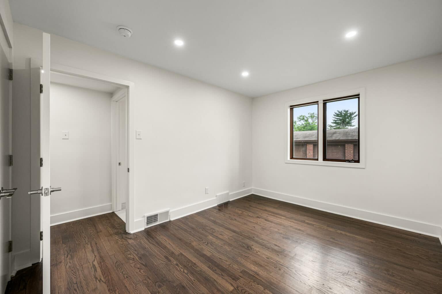 Photos of Apartments & Amenities | Drexelbrook Apartments