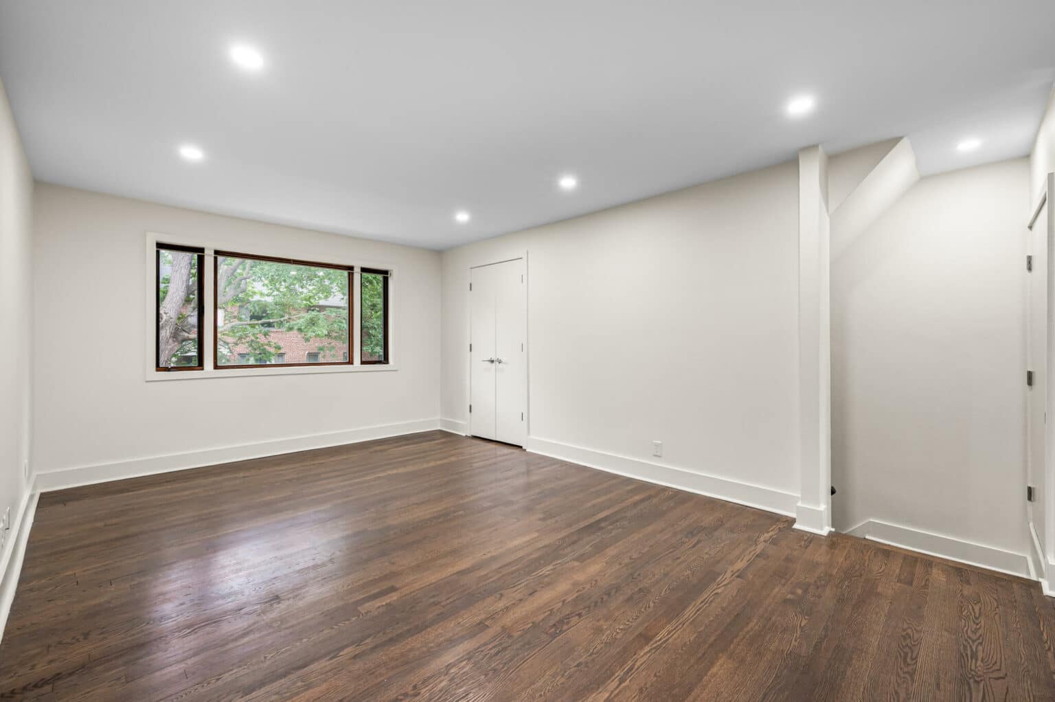 Photos of Apartments & Amenities | Drexelbrook Apartments